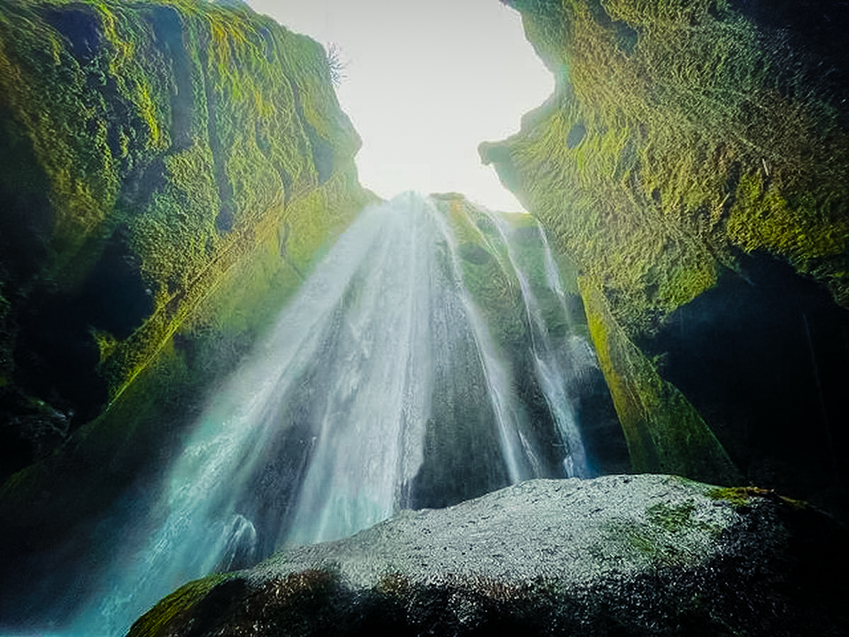 8 Must-See Hidden Gems in Iceland - Global Debauchery