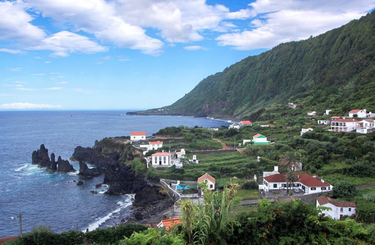 The Absolute Best Time To Visit the Azores - Global Debauchery